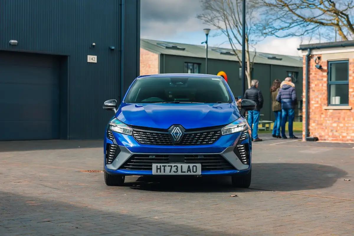 Modern Thrills: Renault Clio esprit Alpine | Bicester Motion ...